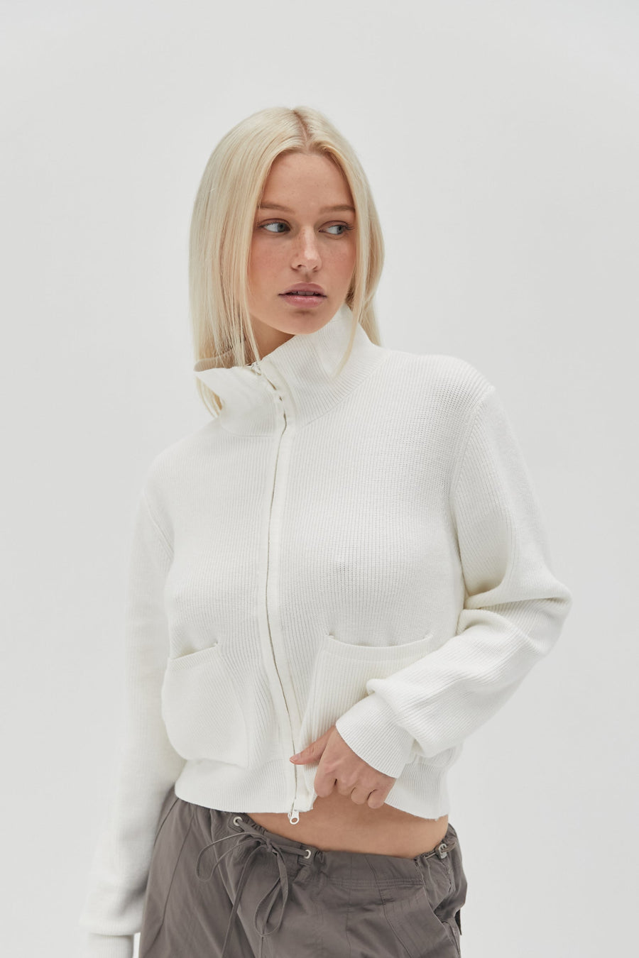 Emma Zip Up Jumper - White – Style Addict®